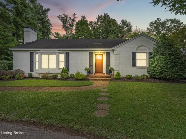 121 Blankenbaker Ln, Louisville, KY 40207