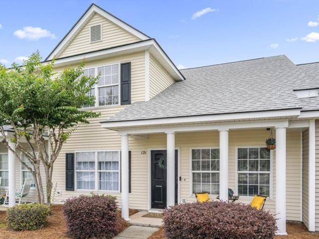 121 Broad River Dr, Summerville, SC 29485