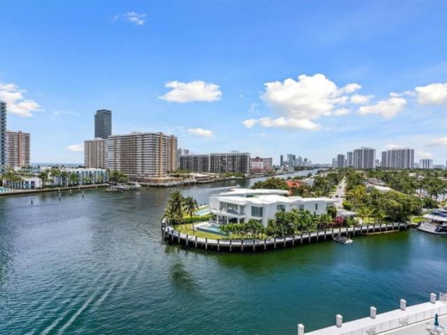 121 Golden Isles Dr Apt 707, Hallandale Beach, FL 33009