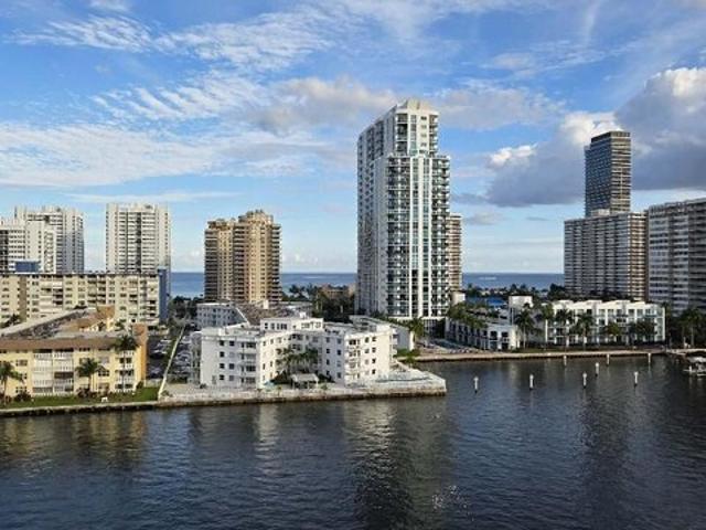 121 Golden Isles Dr Apt 904, Hallandale Beach, FL 33009