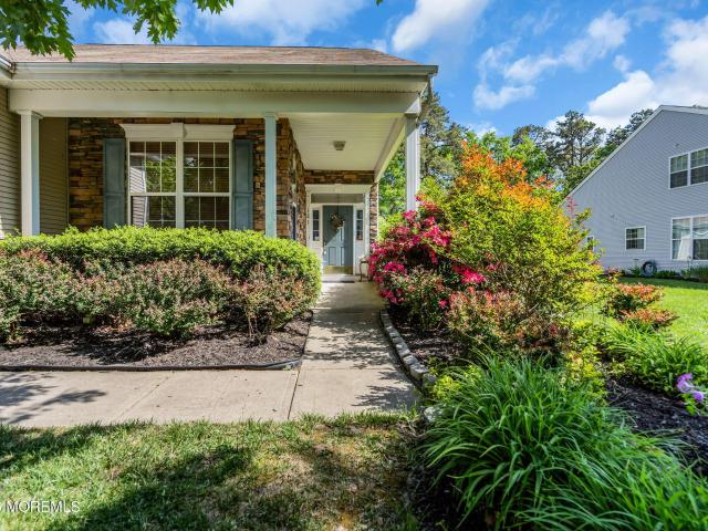 121 Golf View Drive