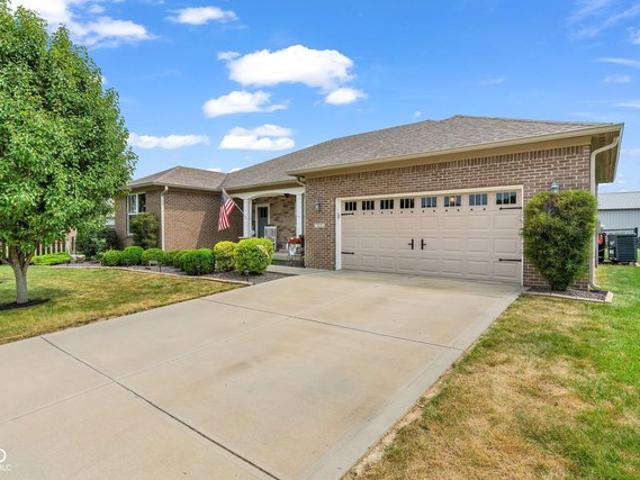 121 Gale Rd, Danville, IN 46122