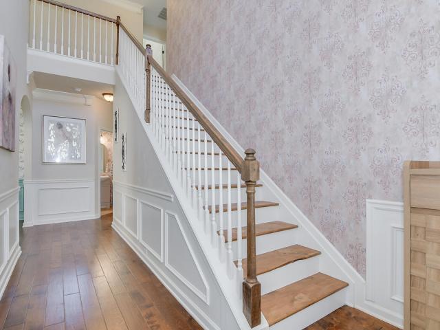 121 Gerhard Ridge