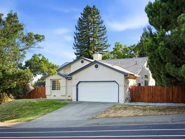 121 Gisela Dr, American Canyon, CA 94503
