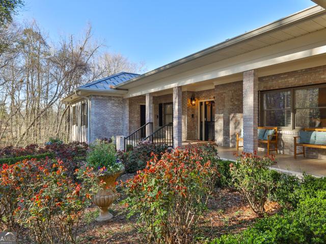 121 Grace Trace