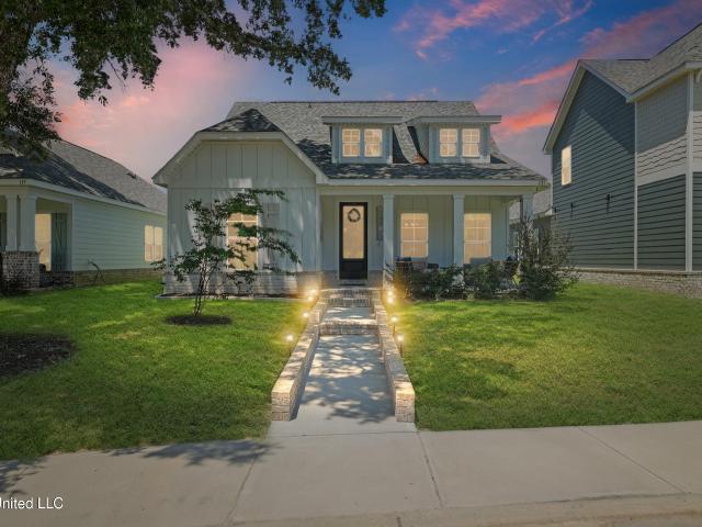 121 Grande View Drive