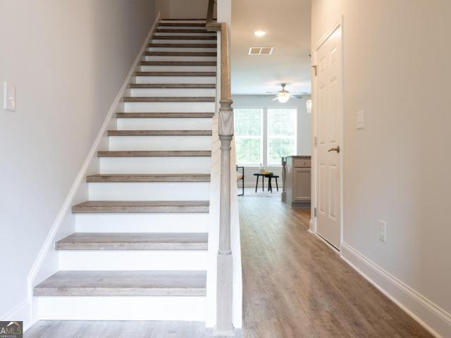 121 Greenview Court