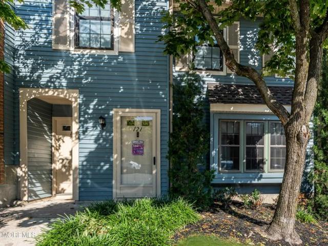 121 Dumbarton Hill Ct, Aberdeen, NJ 07747