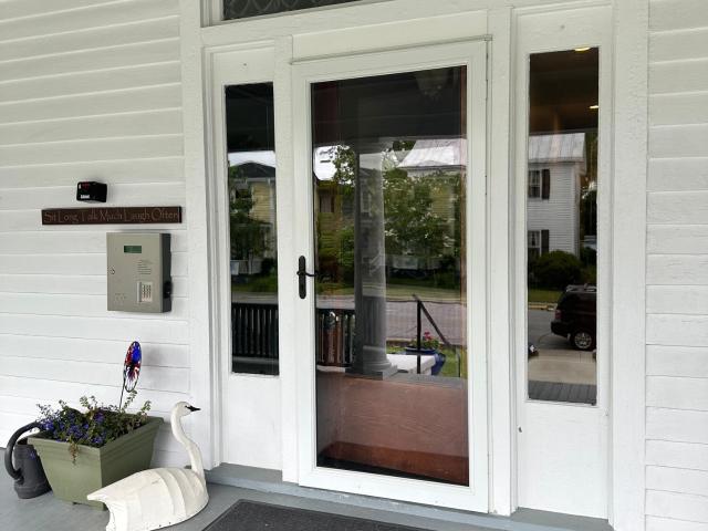 121 E 2nd St, Unit 102, Washington, NC 27889 | Compass