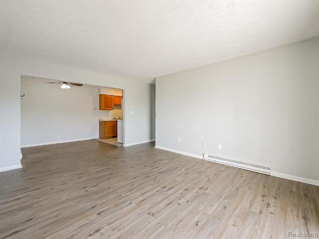 125 E Van Riper Road # 7