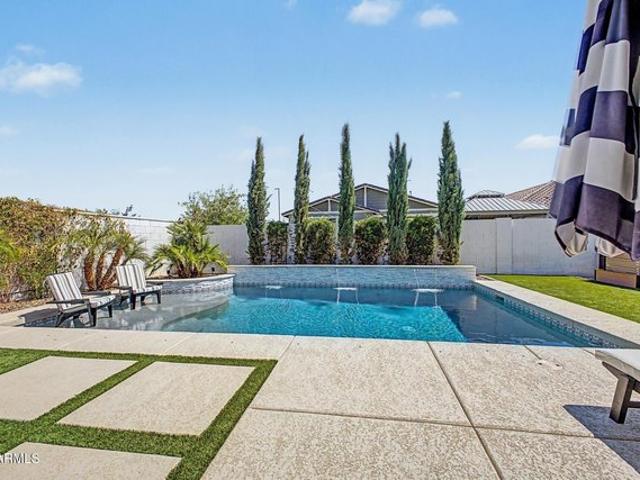 121 E Virgo Pl, Chandler, AZ 85249