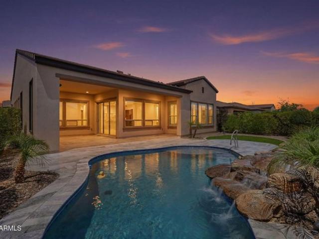 121 E Alcatara Ave, Queen Creek, AZ 85140