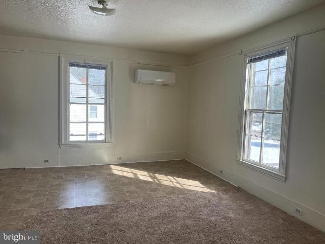 121 E Broaddus Avenue # 3