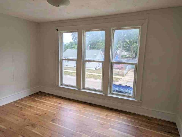 121 E Holbrook Avenue 2 Bedroom Apartment for Rent at 121 E Holbrook Ave, Muskegon, MI 49442 Marsh Field
