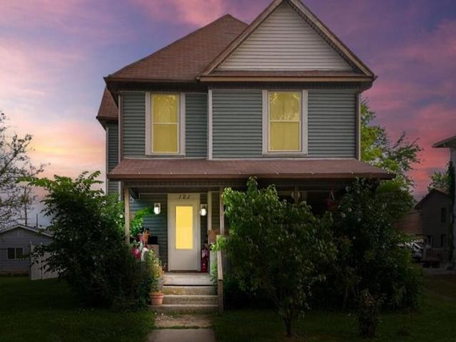 121 E Spring Ave, Bellefontaine, OH 43311