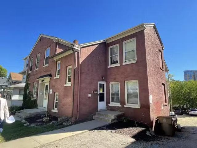 121 East Gorham Street Unit 3 121 E Gorham St #3