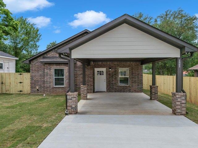121 Electra St, Longview, TX 75602