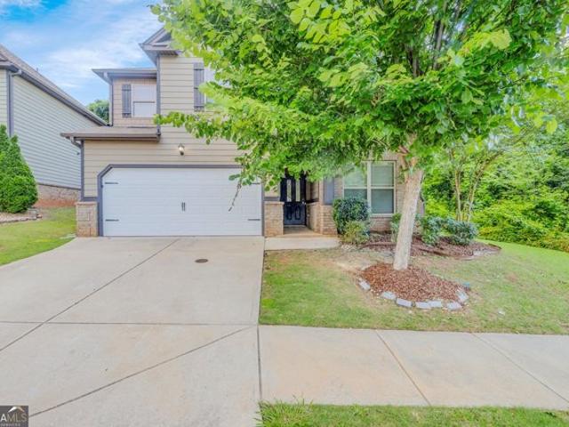 121 Escalade Dr, McDonough, GA 30253