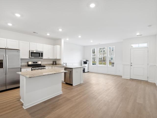121 Forestbrook Falls Dr 123