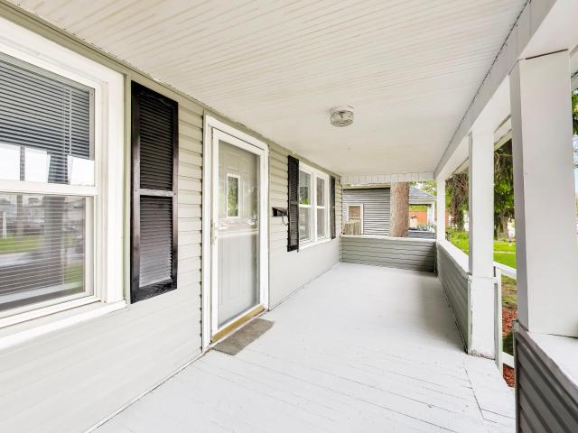 121 Faulknor Street
