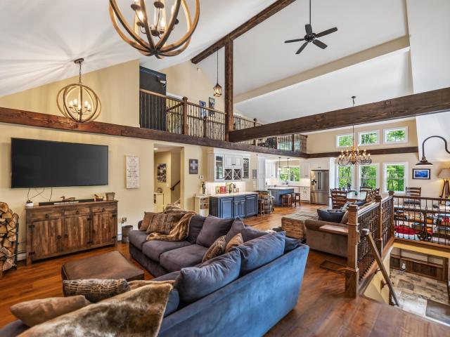 121 Fannie Hill Dr, Wilmington, VT 05363 | MLS #5069 | Compass