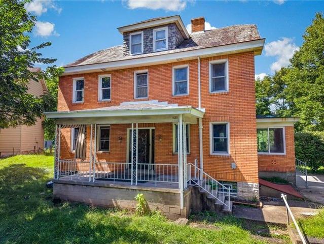 121 Kittanning St, Pittsburgh, PA 15223