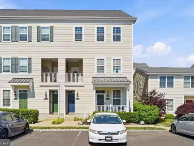 121 Hagen Dr, Bensalem, PA 19020 MLS PABU2119440
