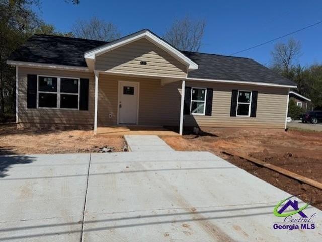121 Hampton St, Fort Valley, GA 31030