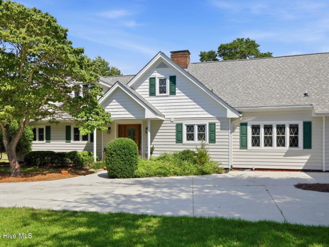 121 Harbour Drive