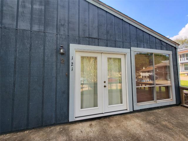 121 Harbour Lane