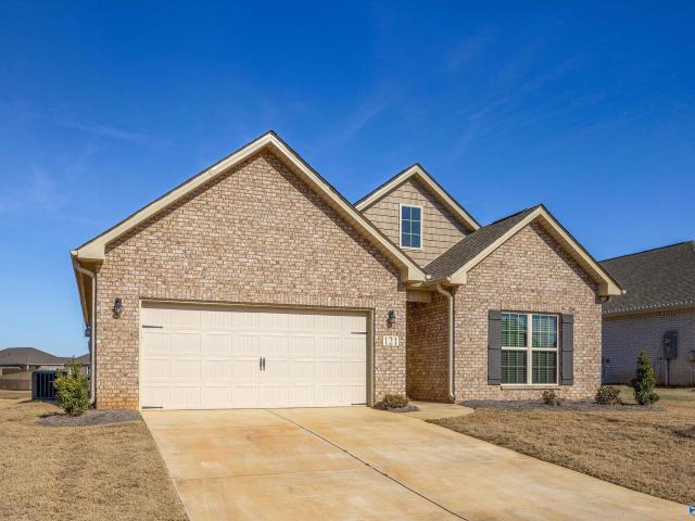 121 Heritage Lakes Boulevard