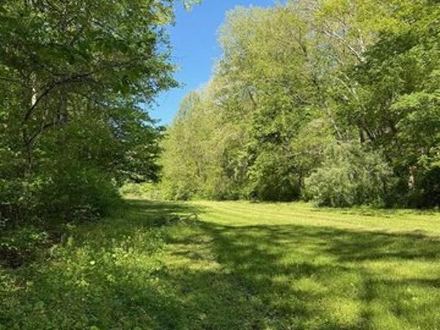 121 Hickory Dr, Isonville, KY 41171