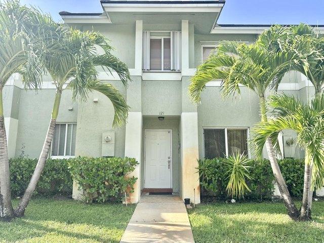 121 Hidden Ct Rd Unit 11C, Hollywood, FL 33023