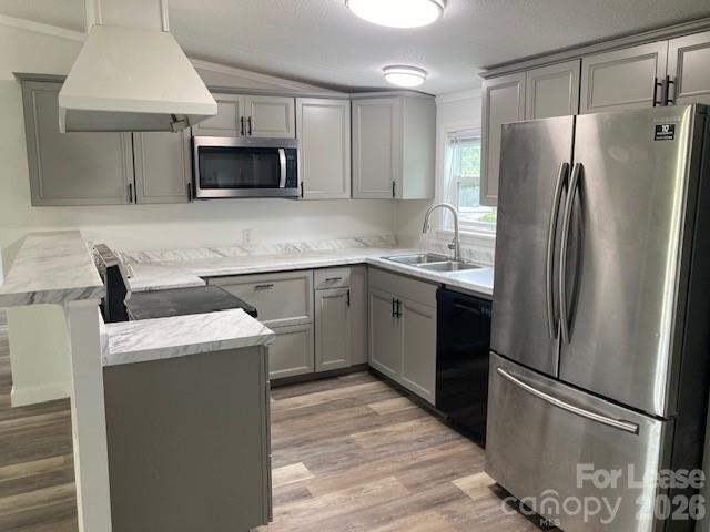 121 J F Morris Drive