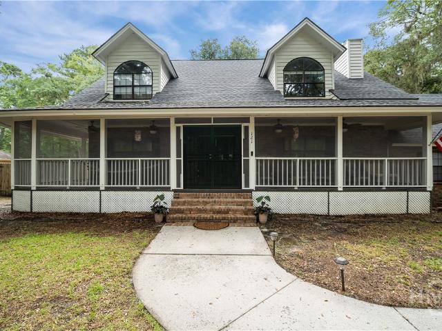 121 Oak Creek Court