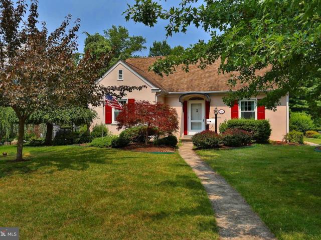 121 Oak Drive