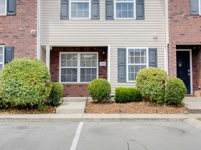 121 Oak Valley Cir