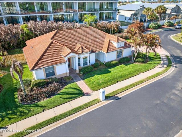 121 Ocean Ridge Dr, Melbourne Beach, FL 32951