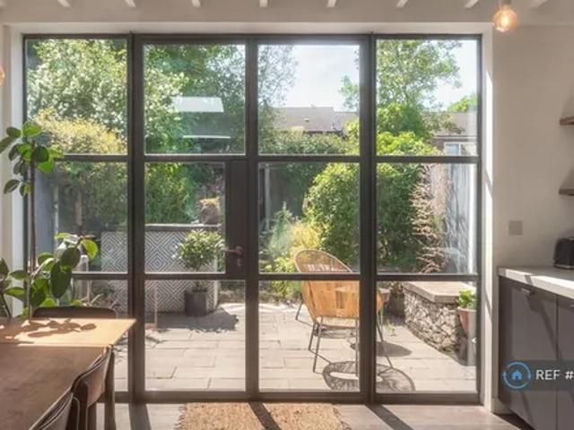 121 Odessa Road, London, E7 9BL, United Kingdom | 3 bed townhouse for rent #167722963 | Rentberry