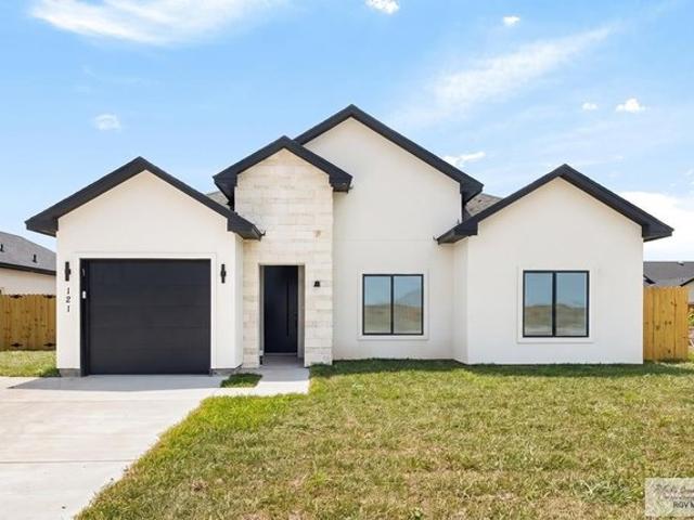 121 Orchid Dr, Los Fresnos, TX 78566
