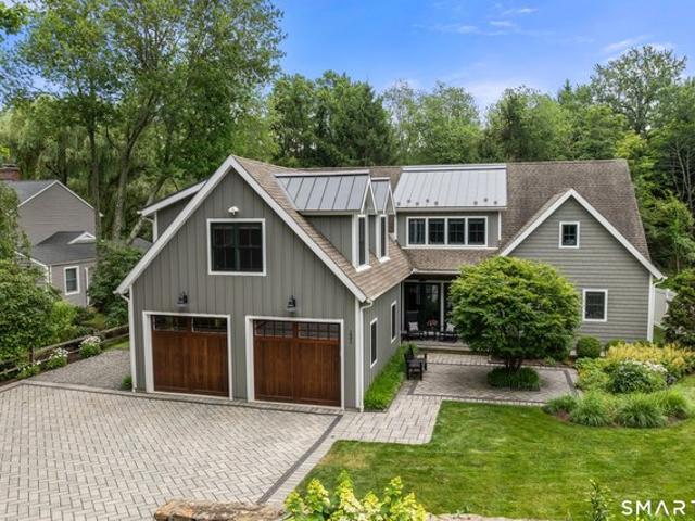 121 Osborne Hill Rd, Fairfield, CT 06824