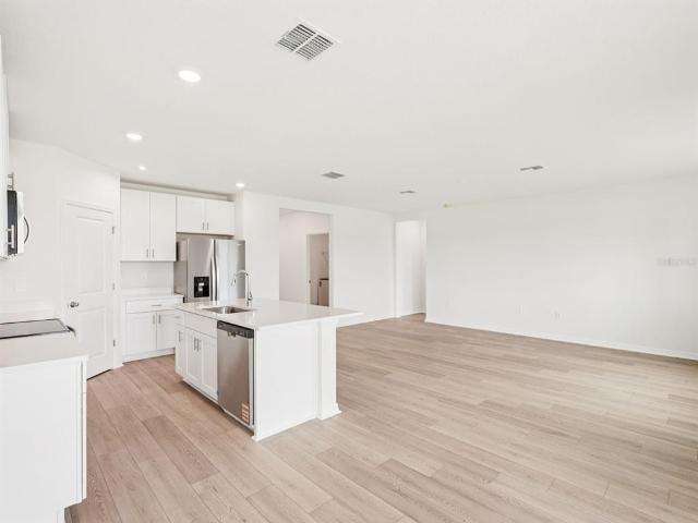 121 Outback Hideaway Ave, Nokomis, FL 34275 | MLS #TB8472 | Compass