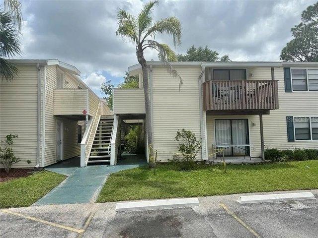 121 Loblolly Ct Apt C, Oldsmar, FL 34677