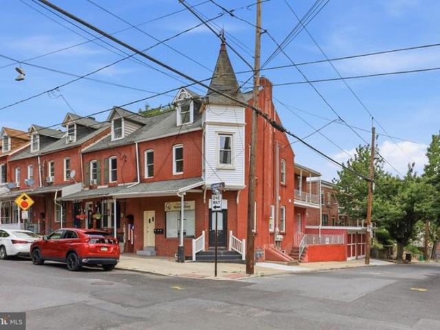 121 Laurel St, Lancaster, PA 17603