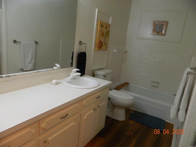 121 Leewood Drive