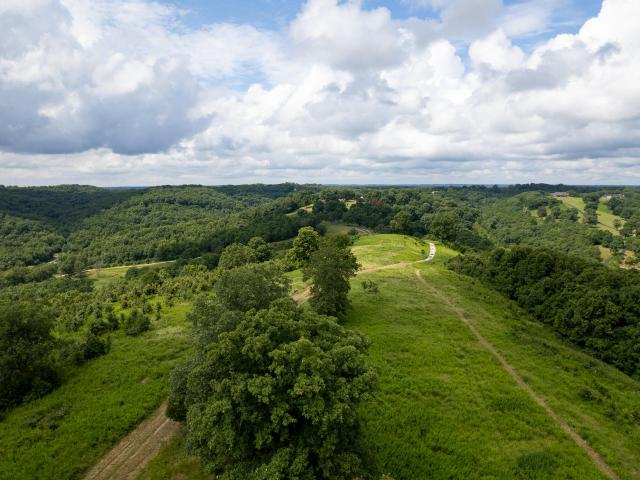 121 Legacy Farm Rd