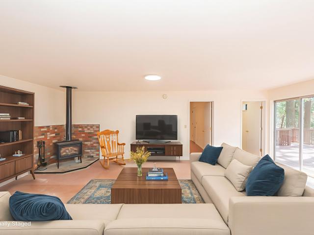 121 Mountain Aire Ln