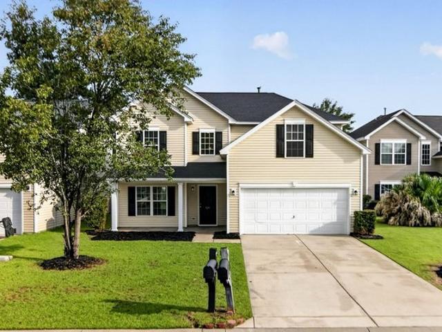121 Mockernut Dr, Ladson, SC 29456