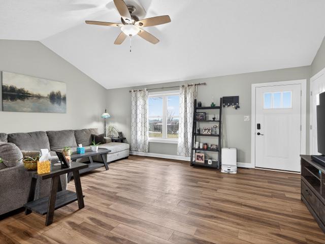 121 Mockingbird Hill Drive