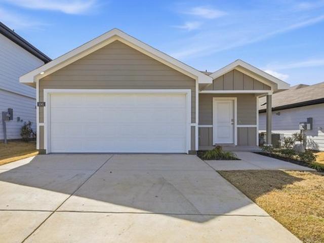 121 Mach Way, Mineral Wells, TX 76067
